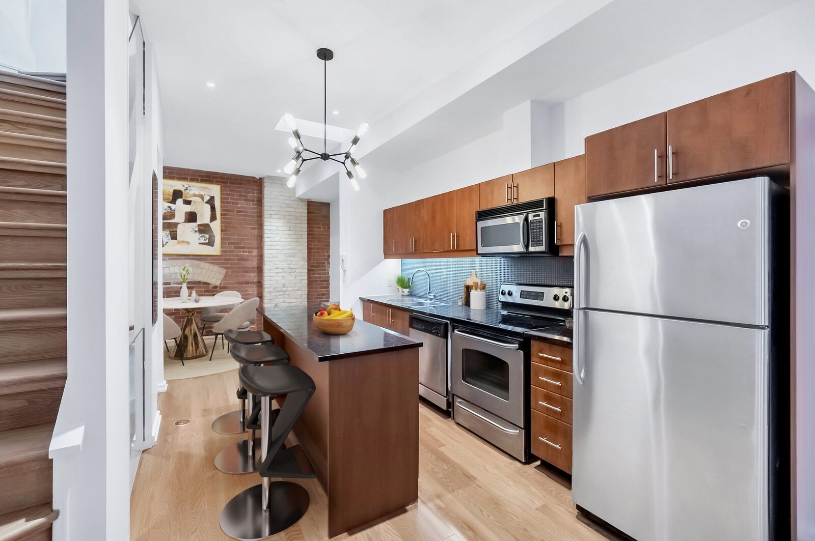 About Golden Bee Condos | Toronto Condo Renovations